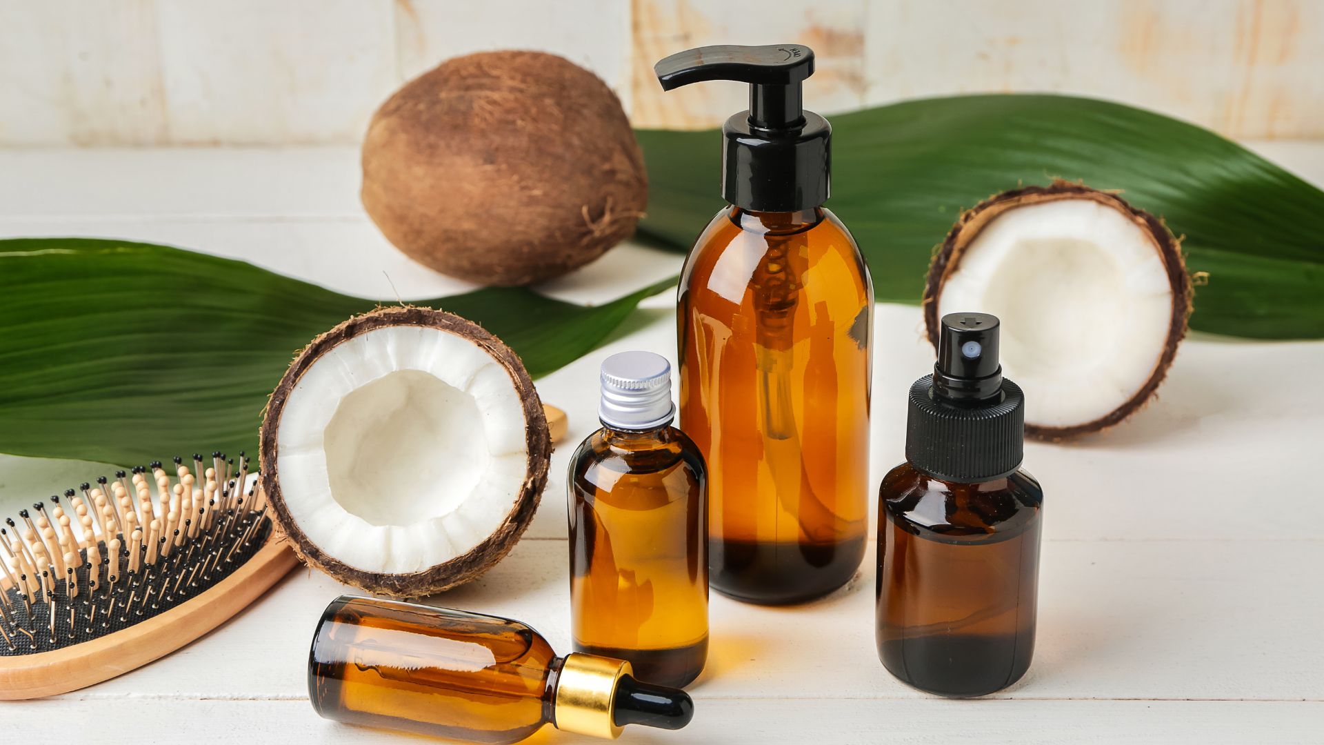 Create Purrrfect Homemade Cat Shampoo with Coconut Oil - Obey My Cat